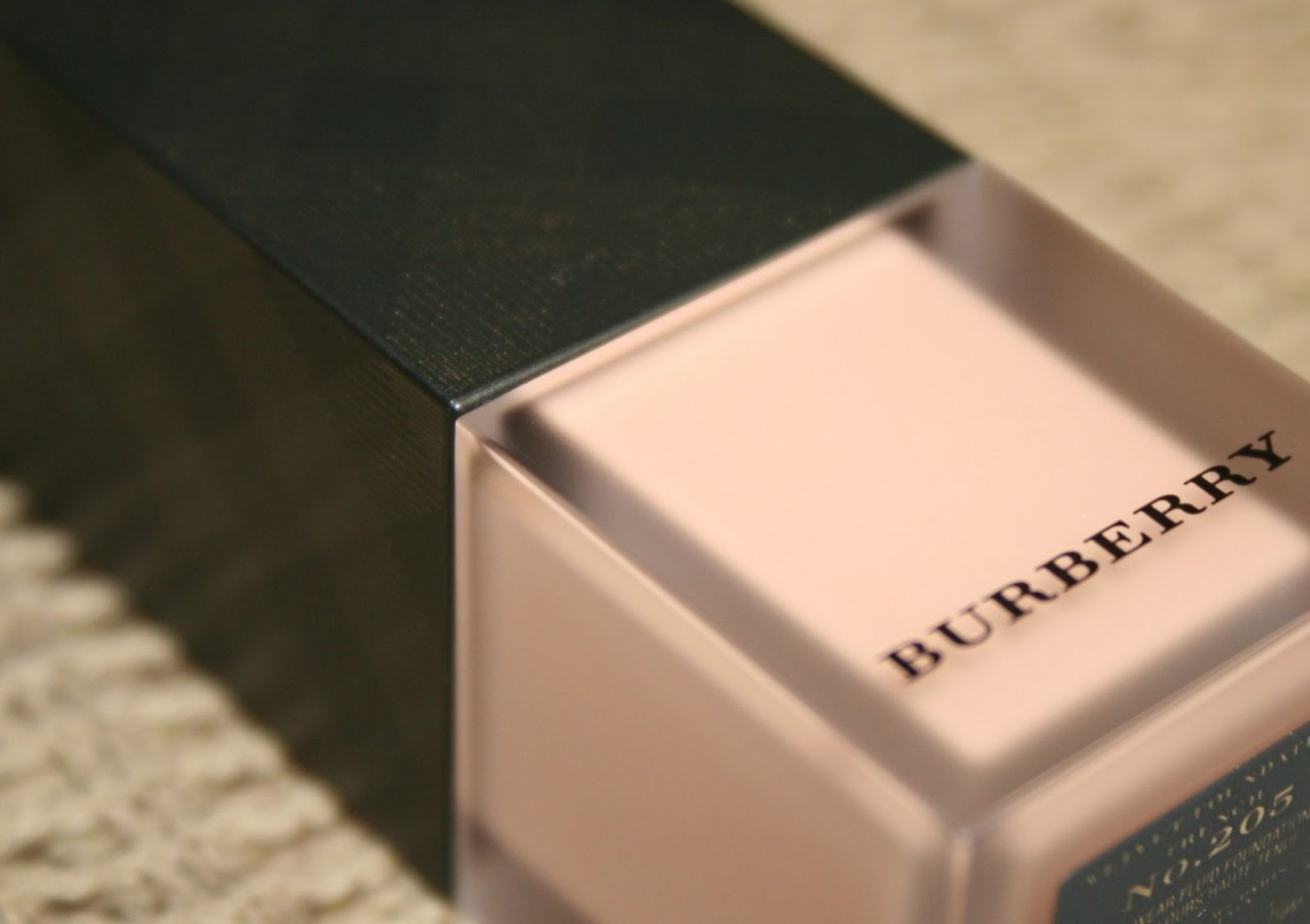 Ozkoušený Make Up Foundation – Burberry Velvet Foundation